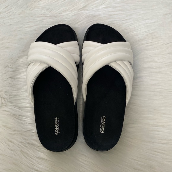 Sonoma | Shoes | New In Boxsonoma Whiteblack Puffer Slidessandals 9 ...